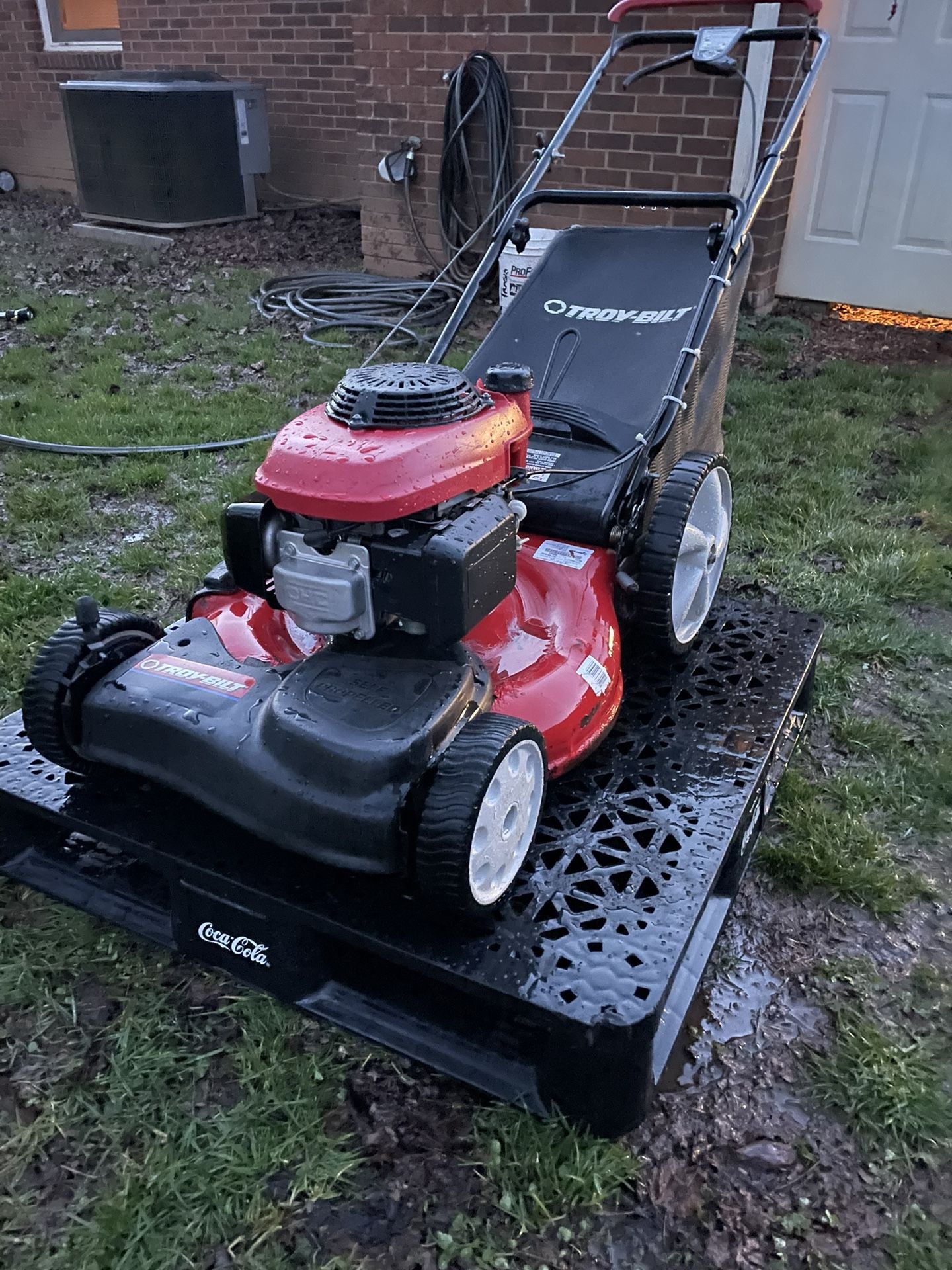 Troy bilt 12av565q711 store