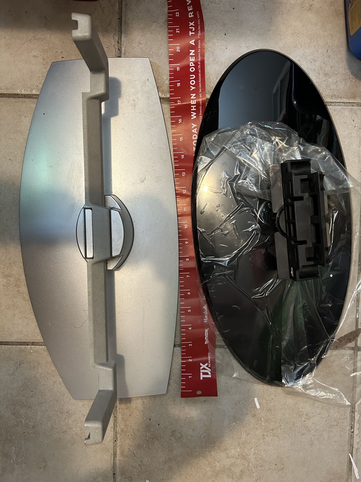 (2) Factory Issue TV Stands for Sale in Miami, FL - OfferUp