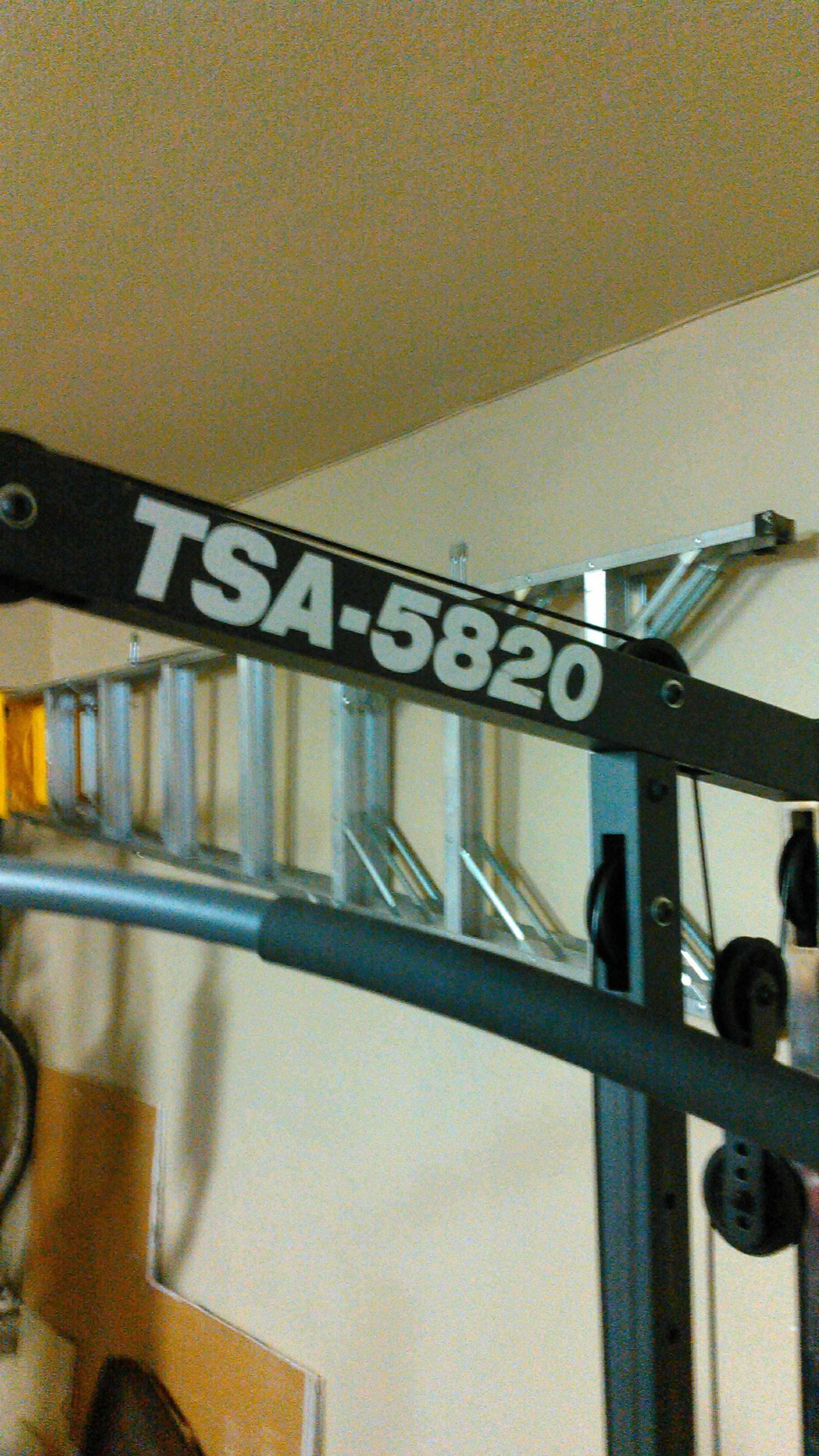 TSA-5820 SQUAT RACK for Sale in Glendale, AZ - OfferUp