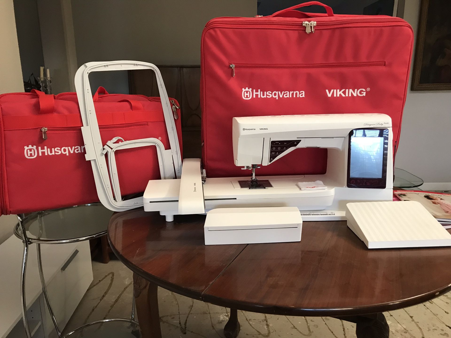 Husqvarna Viking Ruby Royale Sewing Machine and Embroidery unit for ...