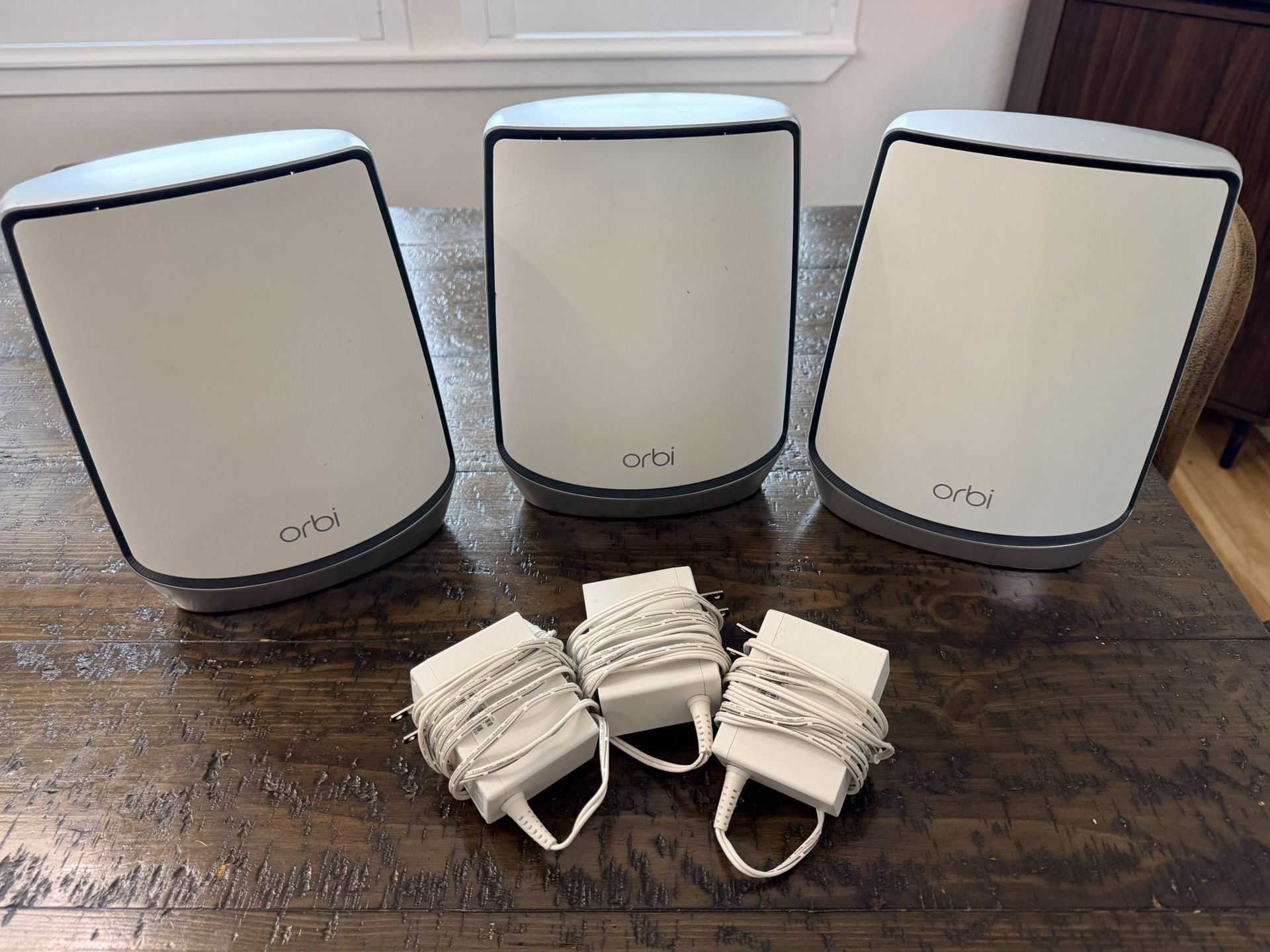 Netgear Orbi Router + 2 Satellites (RBR850 / RBS850) for Sale in ...