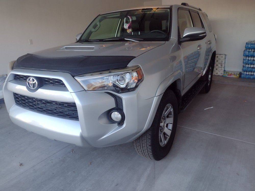 2016 Toyota 4Runner for Sale in Phoenix, AZ - OfferUp