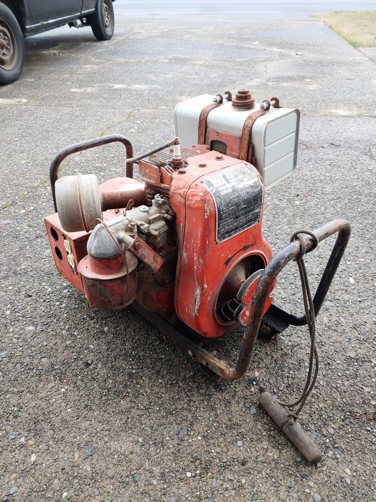 Vintage Generator for Sale in Tumwater, WA - OfferUp