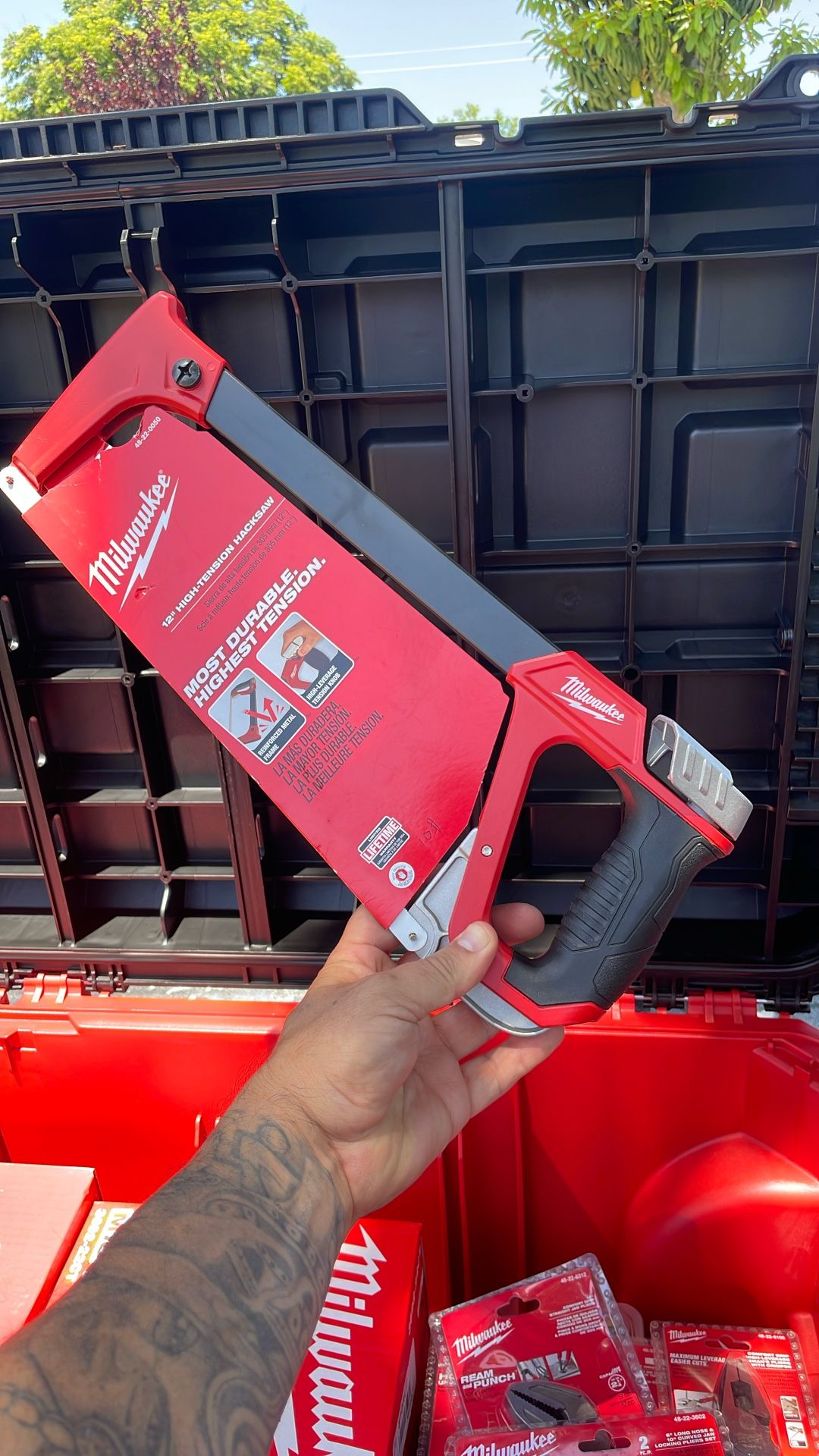 Milwaukee 12 inch hacksaw for Sale in Whittier, CA - OfferUp
