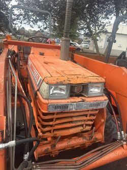 Kubota L2850DT ***pending**** for Sale in Yelm, WA - OfferUp