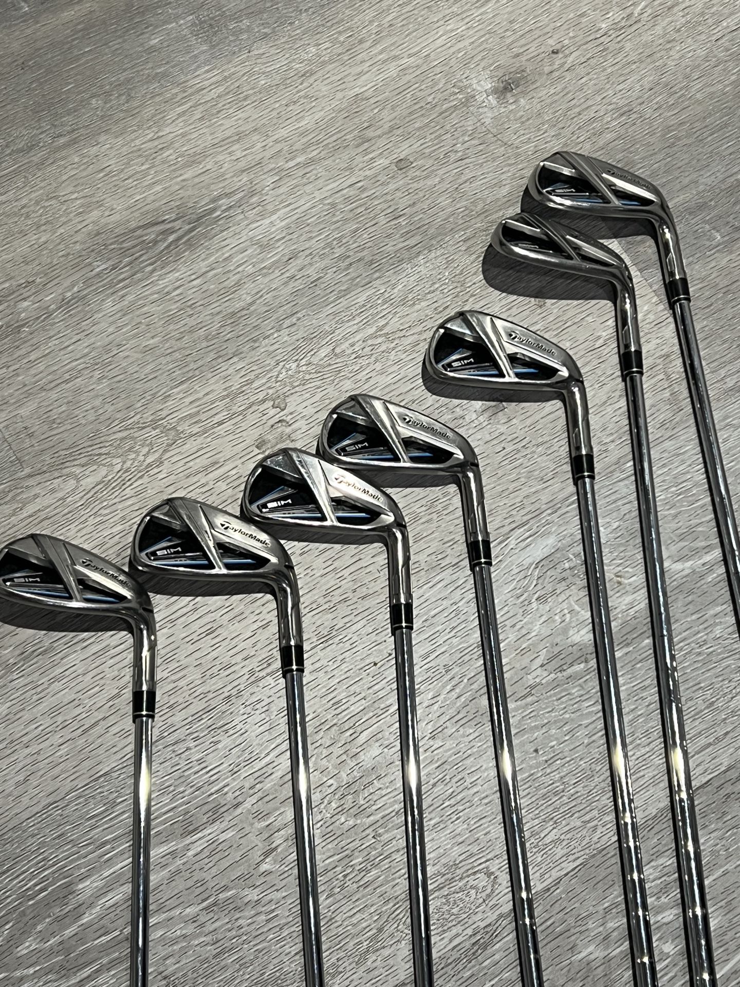 Taylormade Sim Max Irons for Sale in Phoenix, AZ - OfferUp
