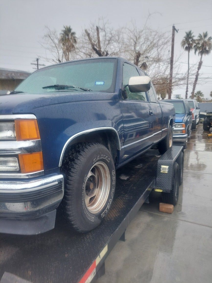 Parting Out 94 Silverado for Sale in Las Vegas, NV - OfferUp