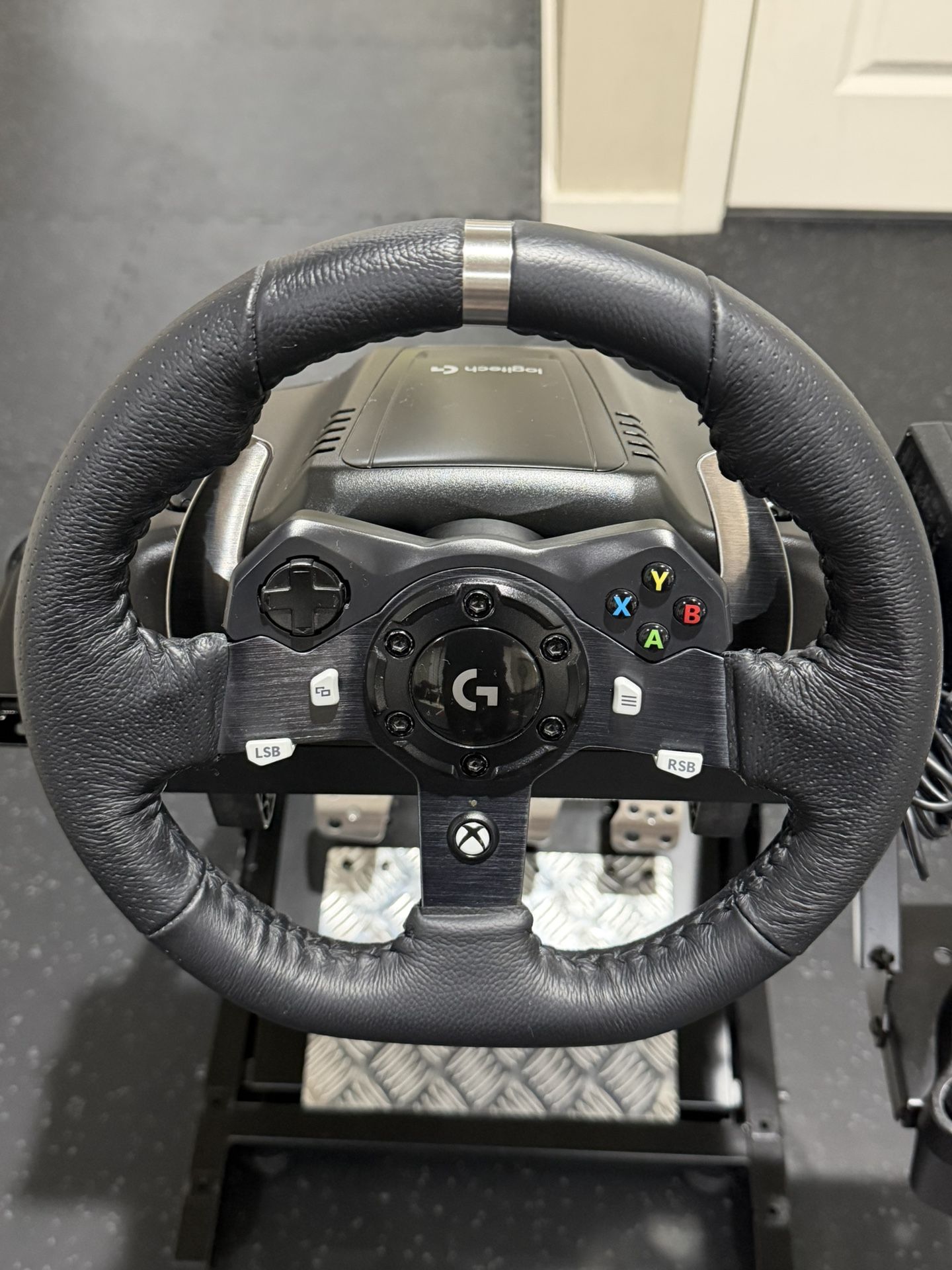 Logitech G920 w/ shifter and cockpit for Sale in Everett, WA - OfferUp