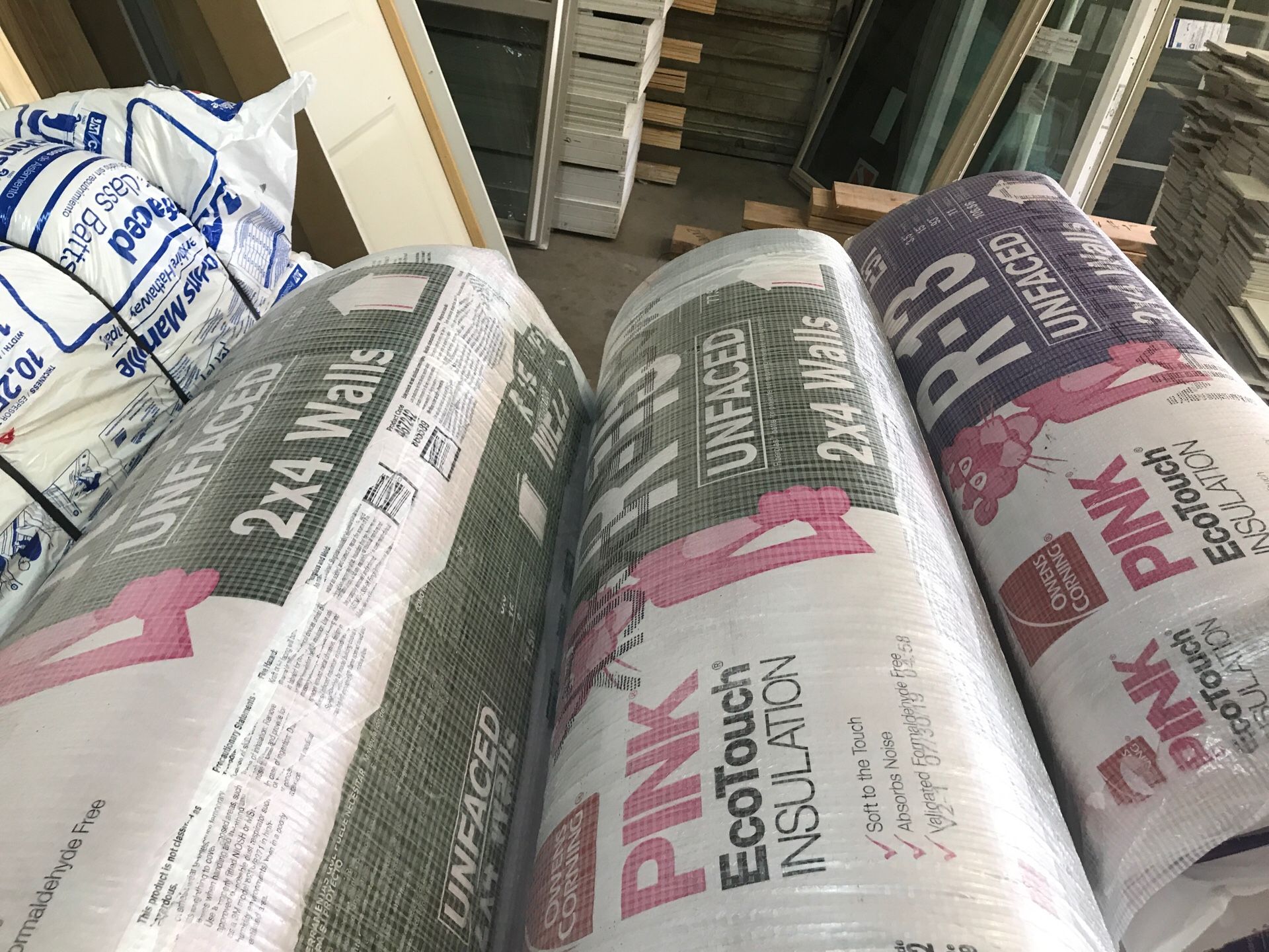 INSULATION/INSULACION$135 LA PACA/EL BUNDLE//FOR WALLS AND ATTICSPARA ...