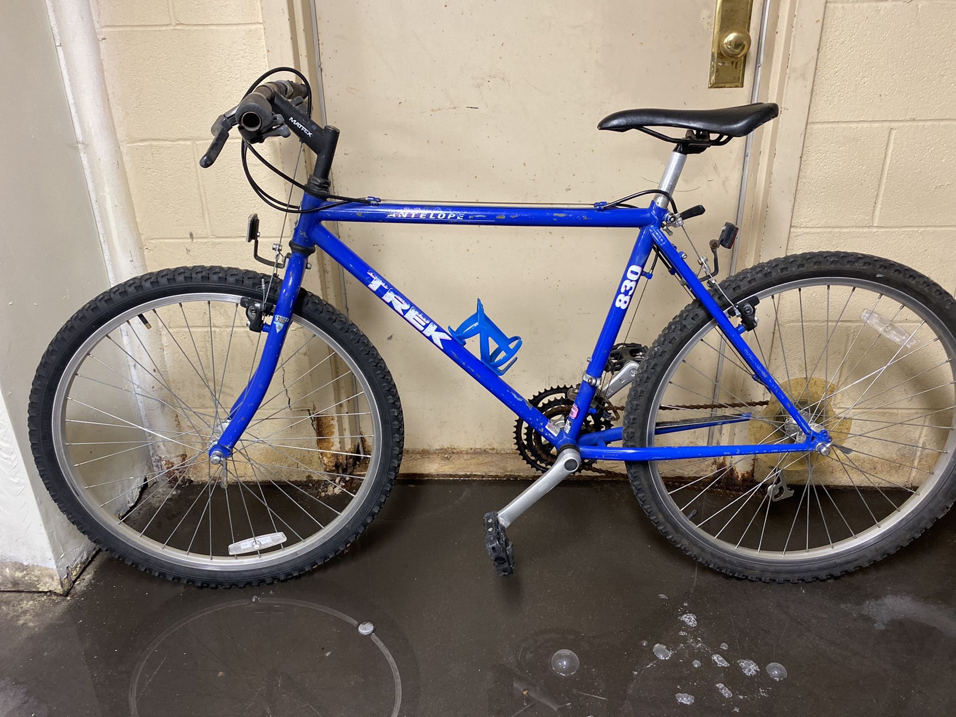 TREK ANTELOPE 830 for Sale in Evanston, IL - OfferUp