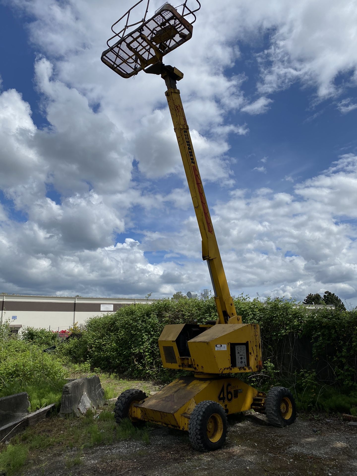 Condor boom lift for Sale in Auburn, WA - OfferUp
