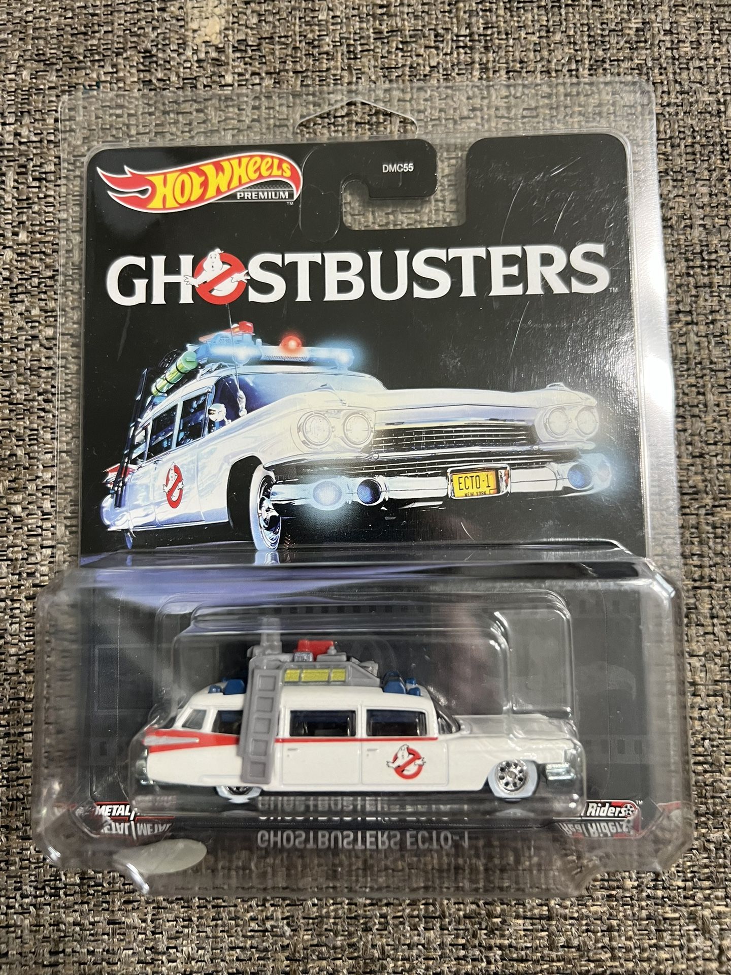 Hot Wheels 2020 Retro Real Riders Ghostbusters ECTO-1 Die-Cast Vehicle ...
