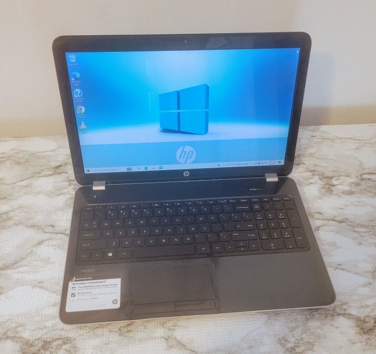 HP 15 Laptop w/ WINDOWS 10 for Sale in Norfolk, VA - OfferUp