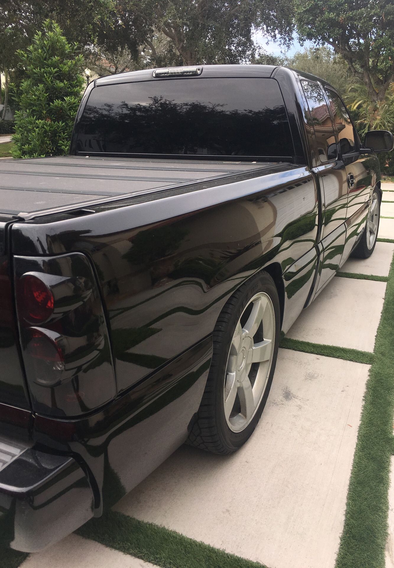 2006 Chevy Silverado SS. for Sale in Hialeah, FL - OfferUp