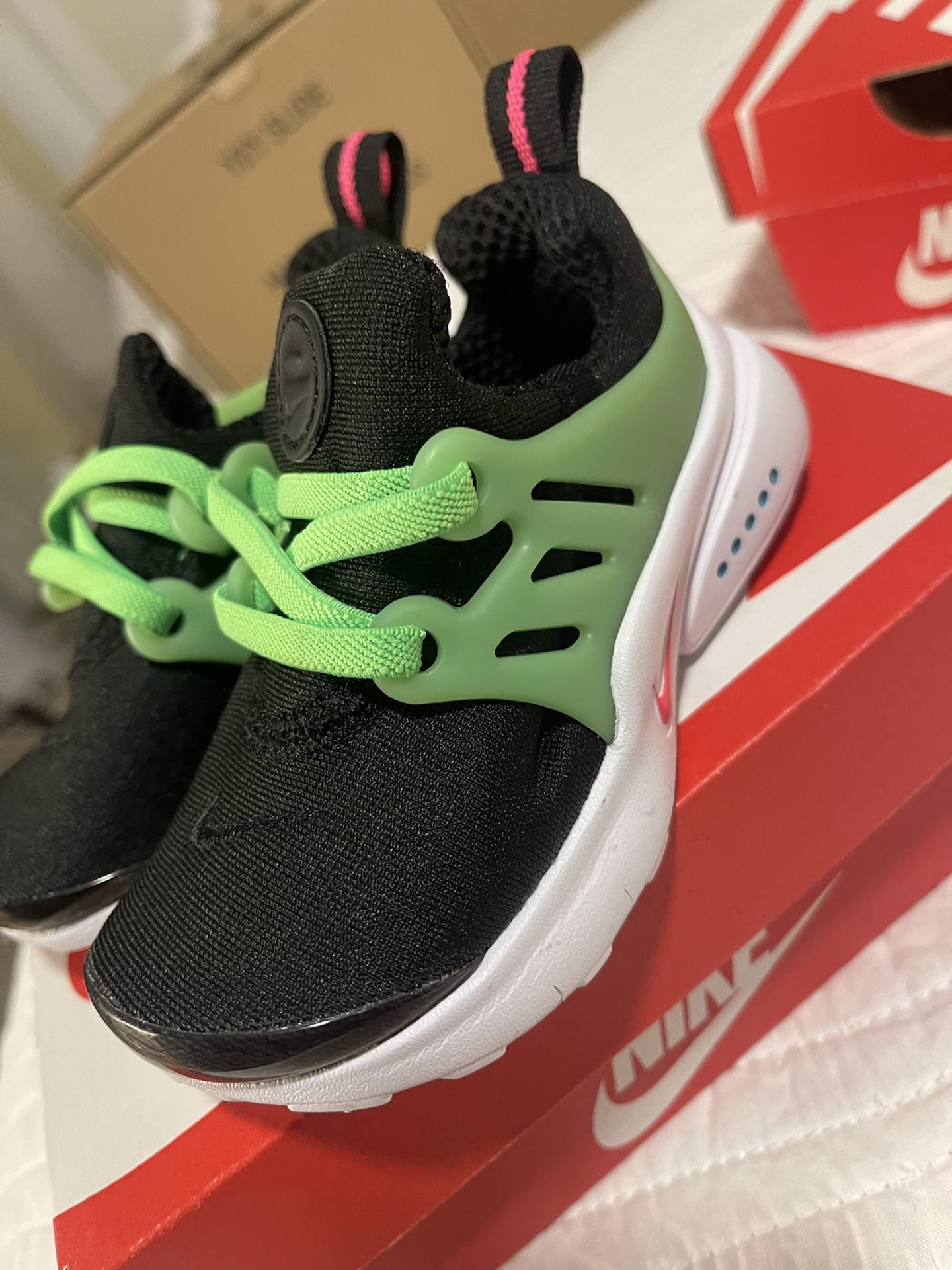 Nike Presto Toddler Kids Size 7c for Sale in Douglasville, GA - OfferUp