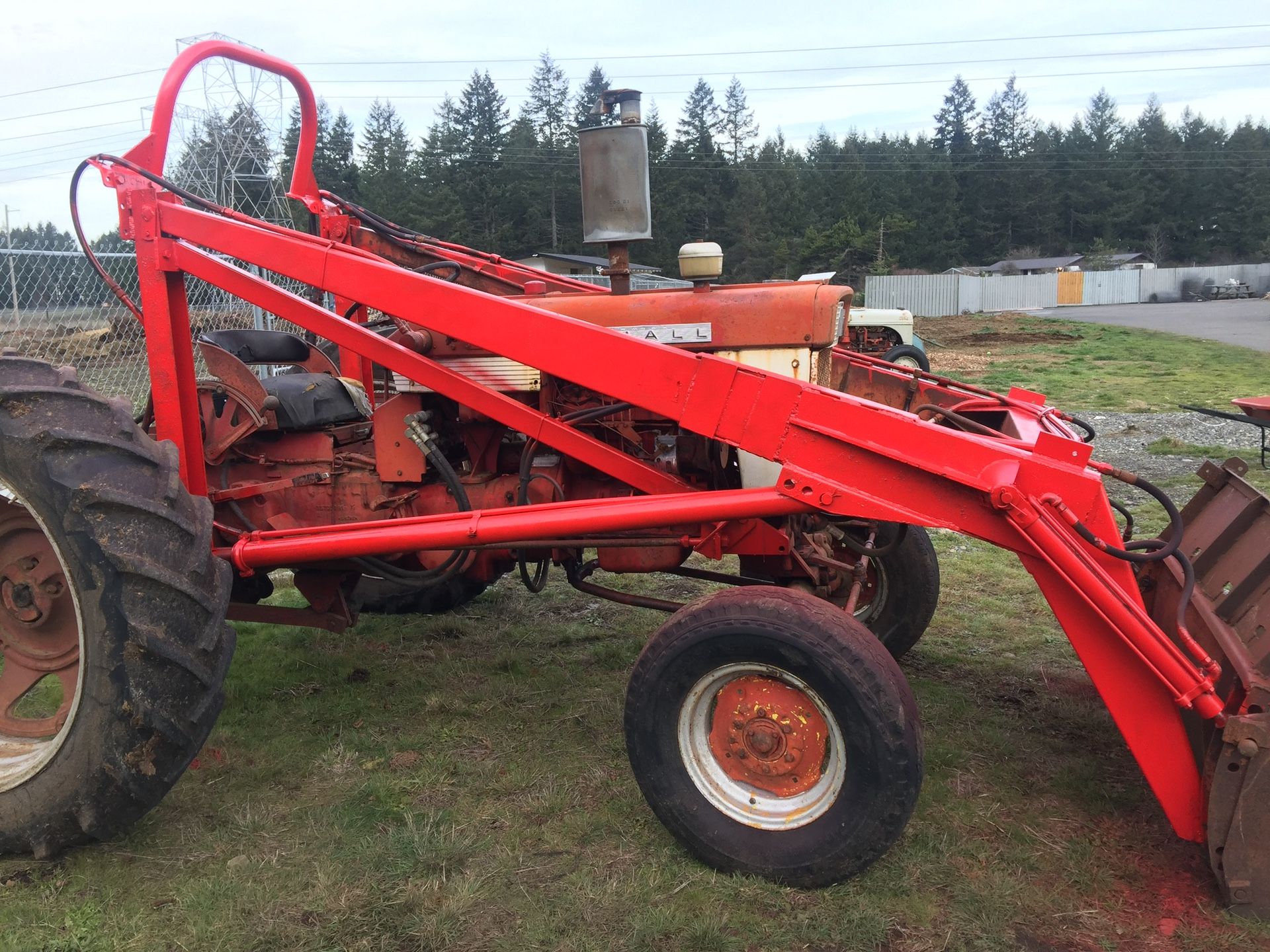 International Harvester tractor farmall 340 diesel with front end ...