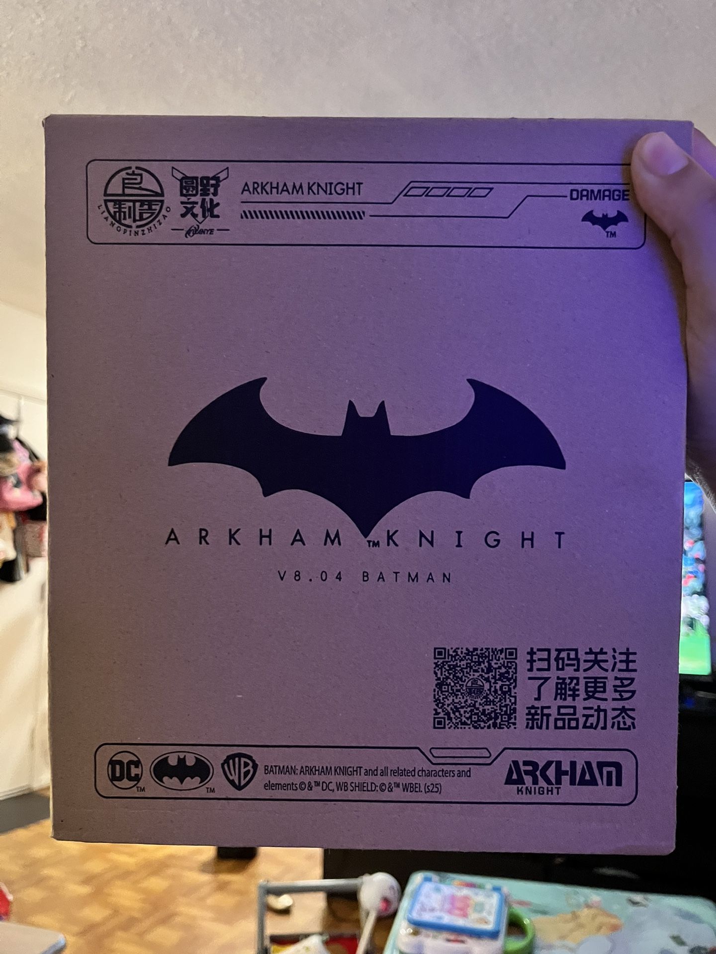 LPZZ Arkham Knight Batman 1/12 Scale for Sale in Montebello, CA - OfferUp