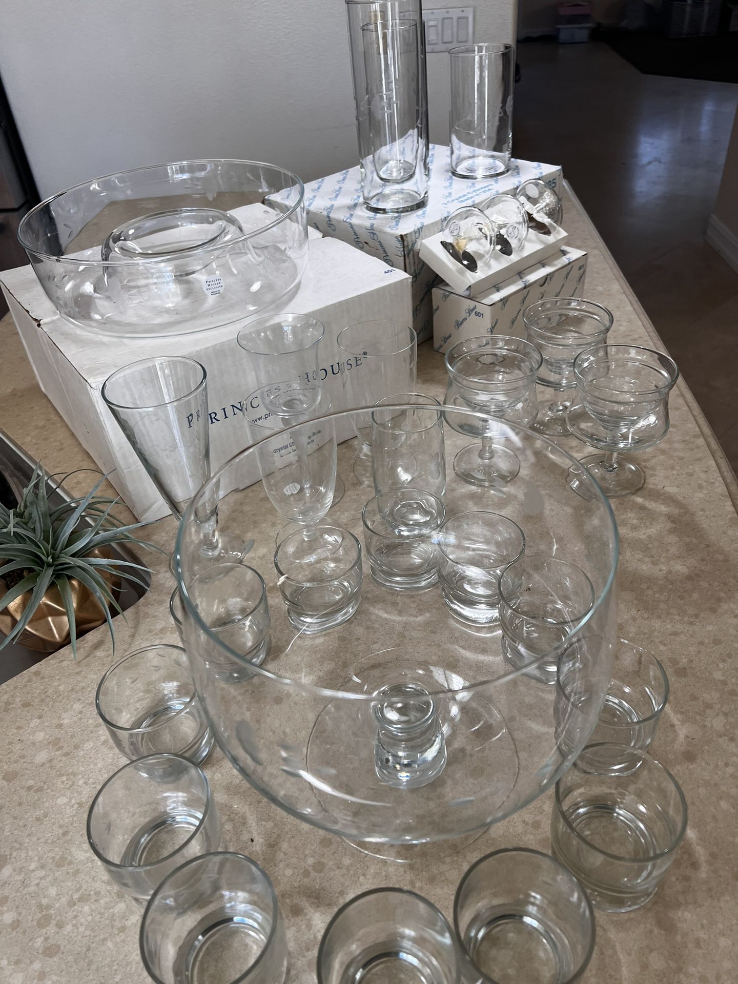 Assorted Princess House Crystal for Sale in Moreno Valley, CA - OfferUp