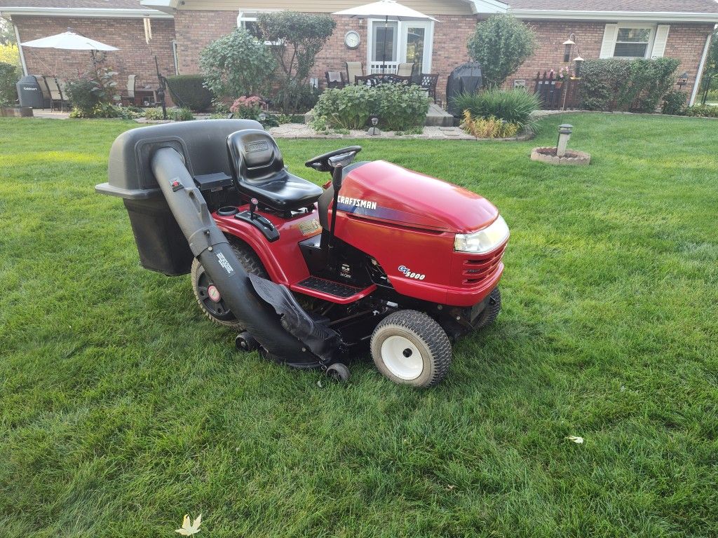 Craftsman Gt5000 for Sale in Homer Glen, IL - OfferUp