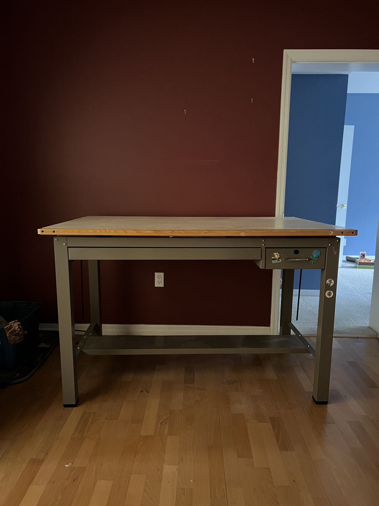 Professional Drafting Table for Sale in Fort Lauderdale, FL - OfferUp