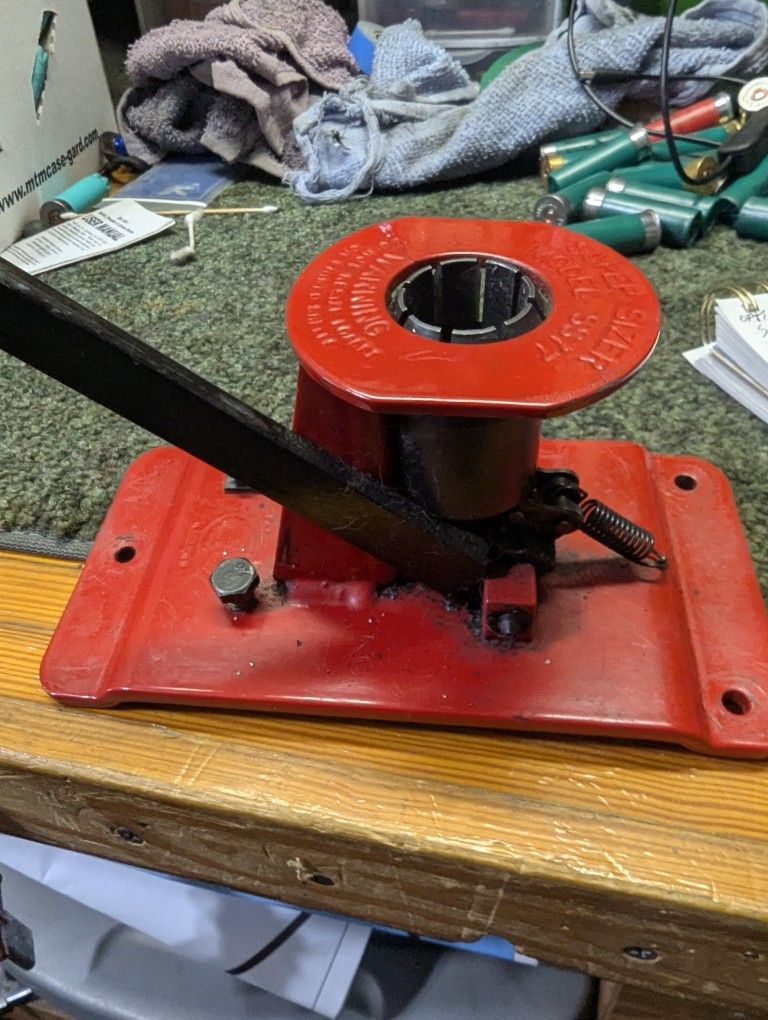 Mec Model SS77 Super Sizer for Sale in Hemet, CA - OfferUp