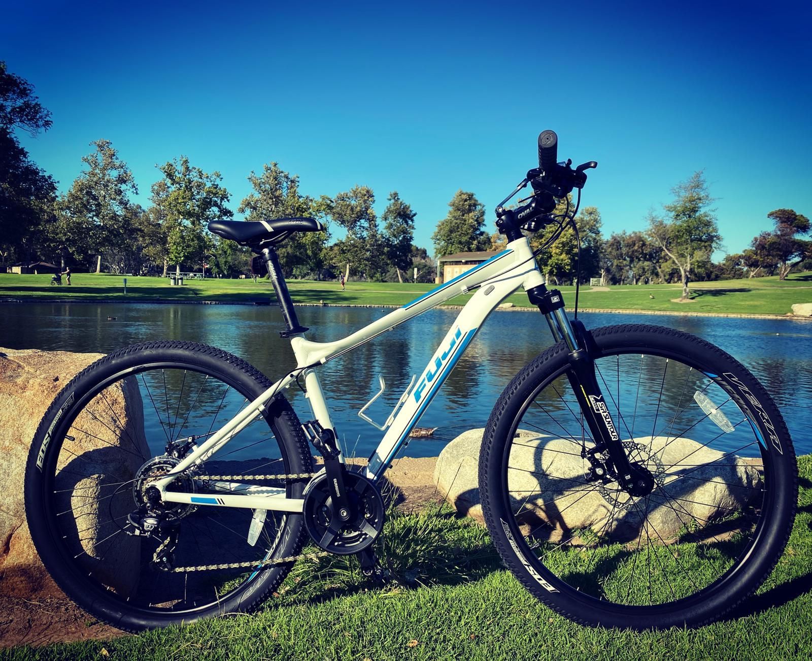 Fuji Mountain Bike Specialized Trek Giant Hybrid Mtb GT Felt for Sale in Newport Beach, CA - OfferUp