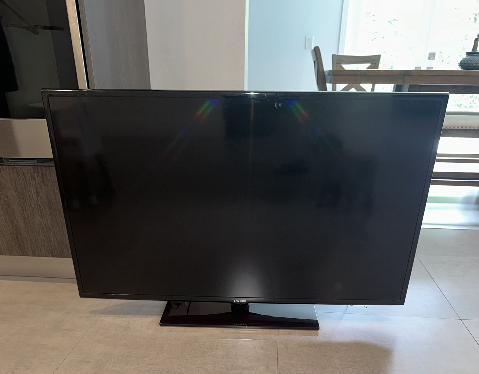 46 inch Samsung TV for Sale in Miami, FL - OfferUp