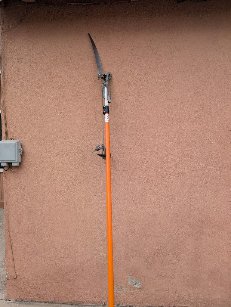 Fiskars Steel Curved Extendable Tree Pruner for Sale in Norwalk, CA ...