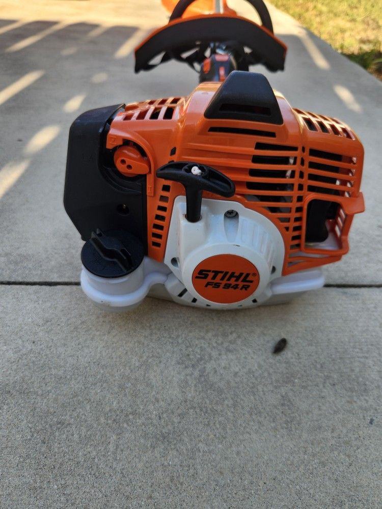 STIHL FS 94 R 16.5 in. Gas Trimmer for Sale in Hollywood, FL - OfferUp