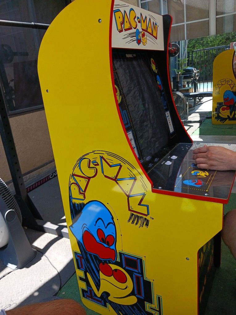 Arcade 1up Pacman for Sale in Fontana, CA - OfferUp