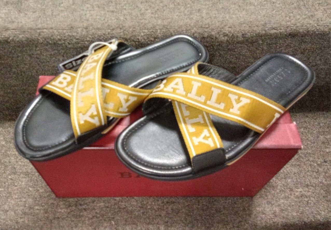 Bally Leather Slide Sandals for Sale in North Miami, FL - OfferUp
