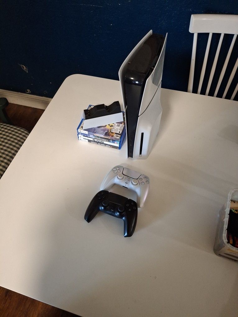 PS5 Bundle for Sale in Sacramento, CA - OfferUp