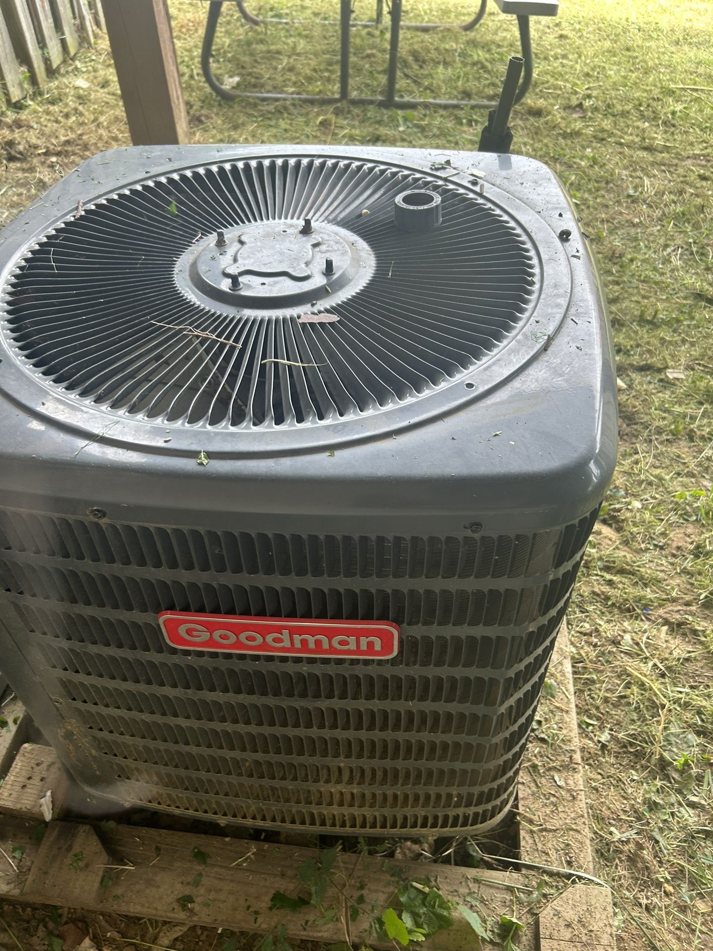 GOODMAN Central Air Conditioner Condenser GSXI4024ILC ACC-14203 for ...