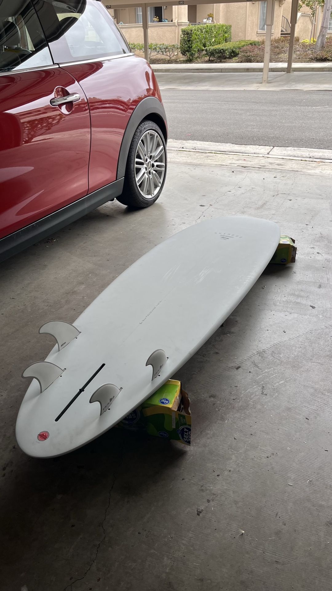 Skindog Ova 7’ Thunderbolt Egg/Midlength Surfboard for Sale in San ...