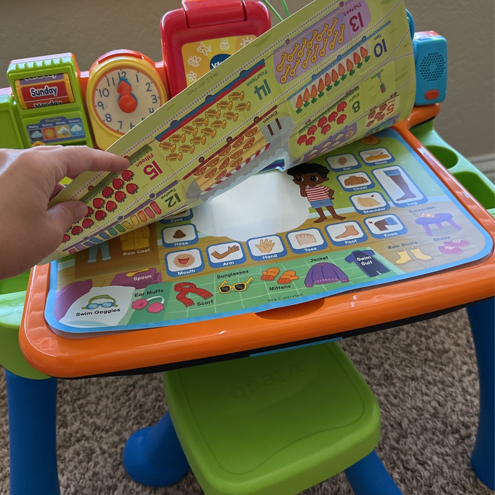 VTech Interactive Desk for Sale in Sacramento, CA - OfferUp