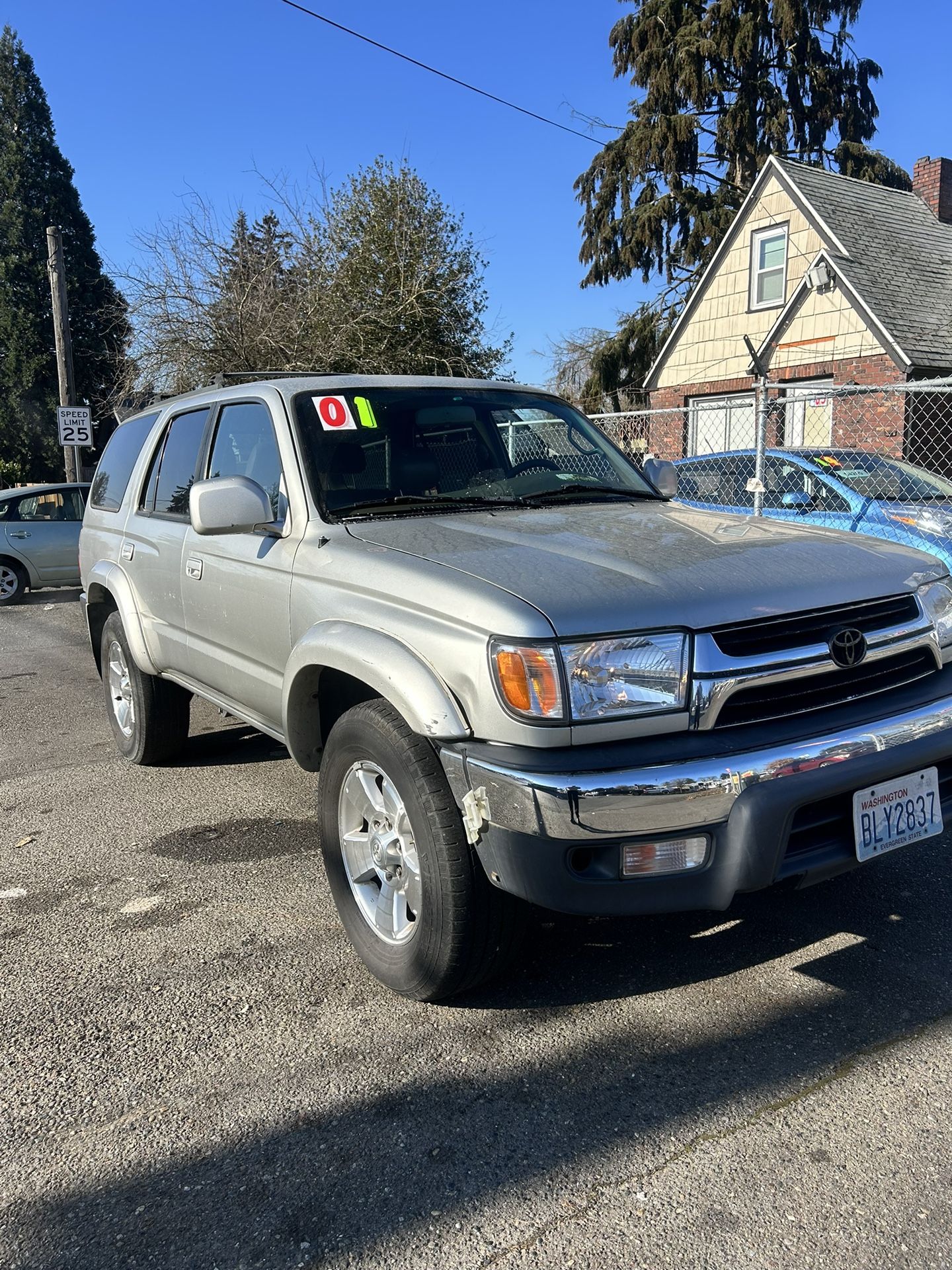 2001 Toyota 4Runner for Sale in Tacoma, WA - OfferUp