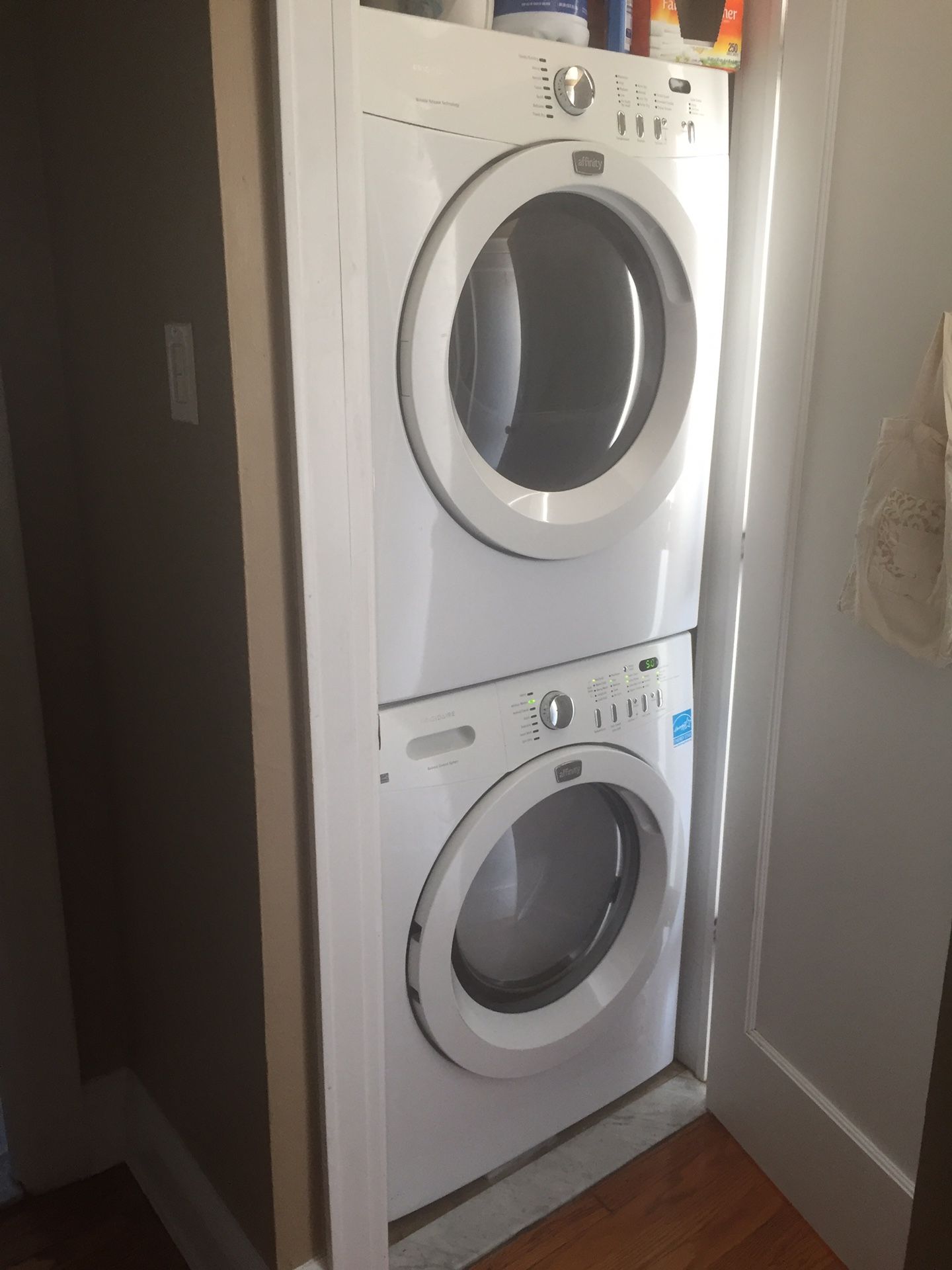 Frigidaire Affinity Washing Machine for Sale in Brooklyn, NY - OfferUp