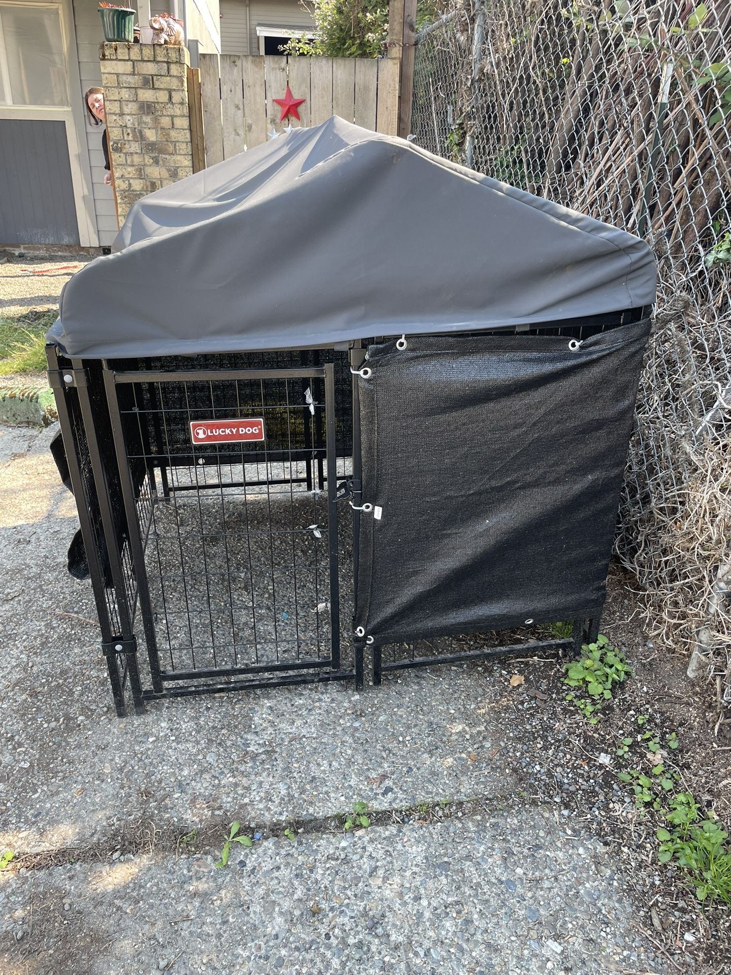 Lucky Dog Kennel for Sale in Federal Way, WA - OfferUp