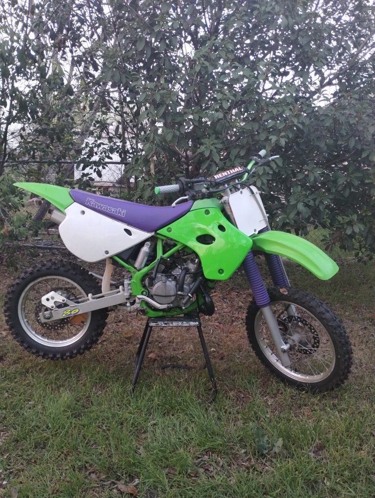 Kawasaki KX80 for Sale in San Antonio, TX - OfferUp