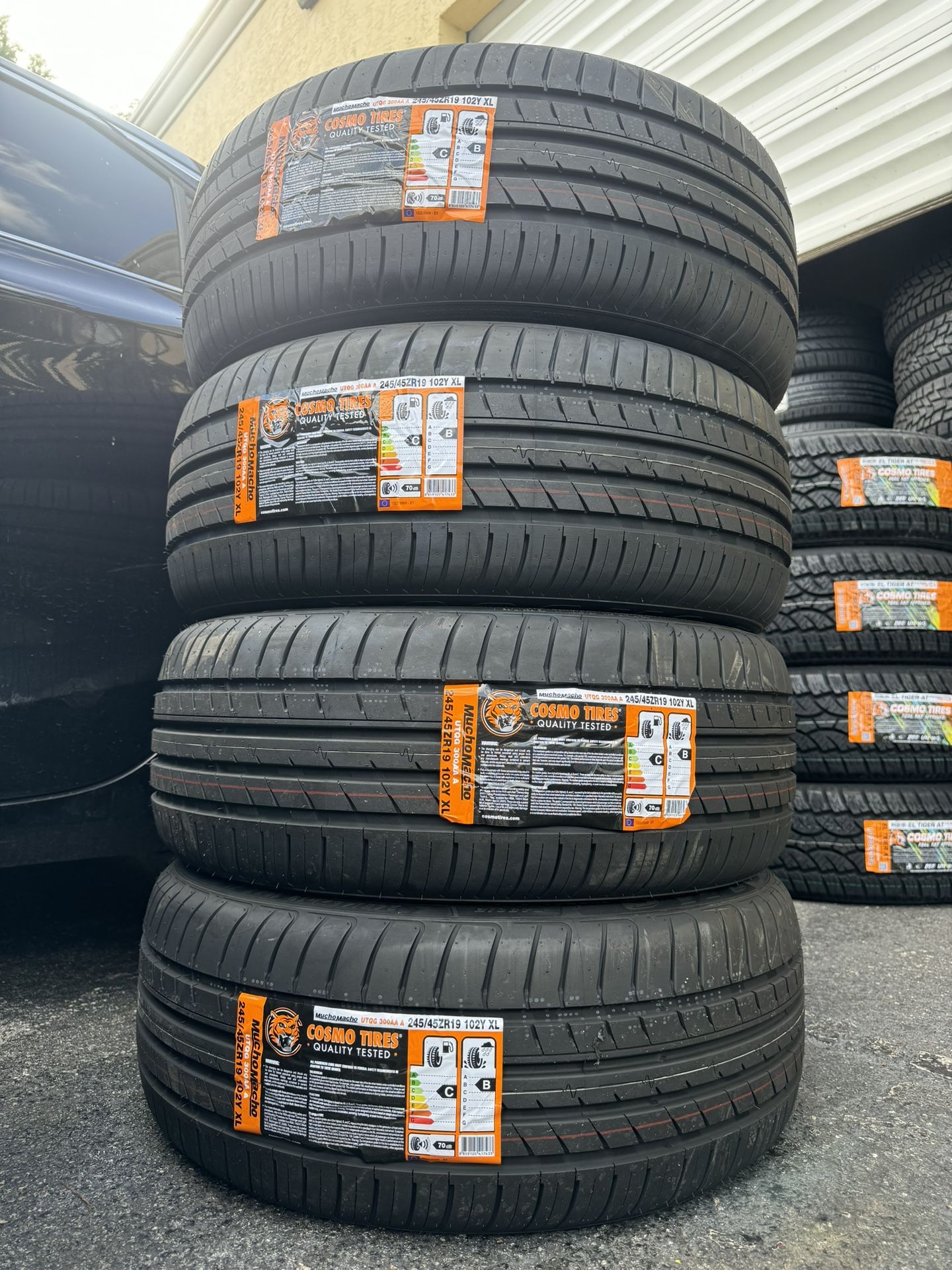 Set Cosmo 245 45 R19 for Sale in Fort Lauderdale, FL - OfferUp