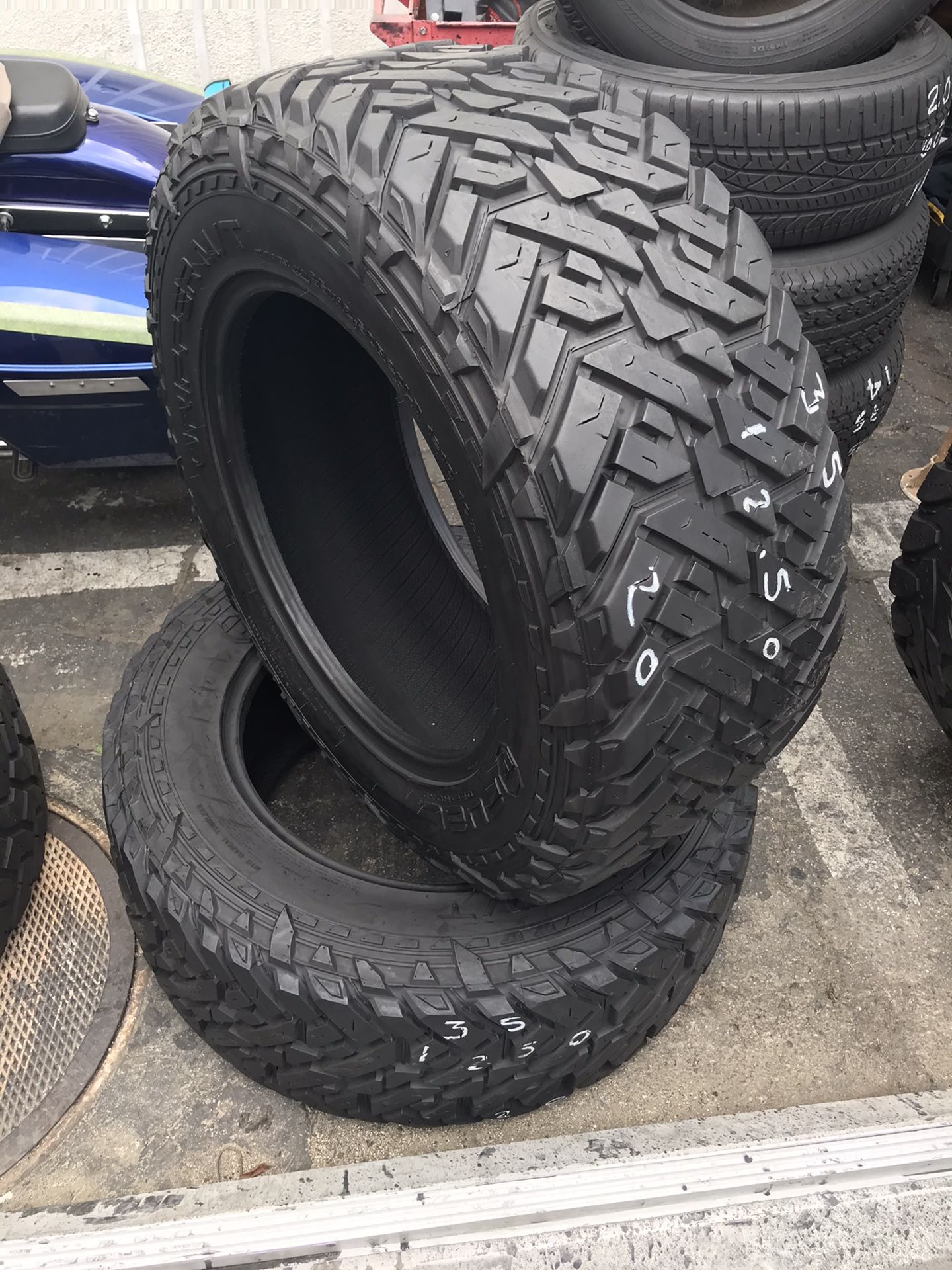35x12.50r20 Fuel Offroad Tires $180 installed 2 tires for Sale in Los ...