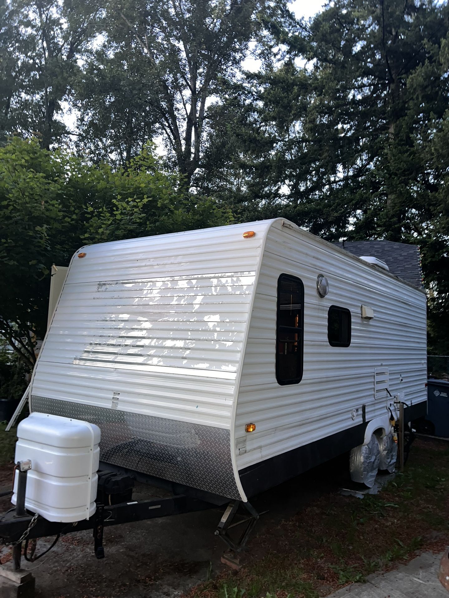 2010 Keystone Travel Trailer for Sale in Edgewood, WA - OfferUp