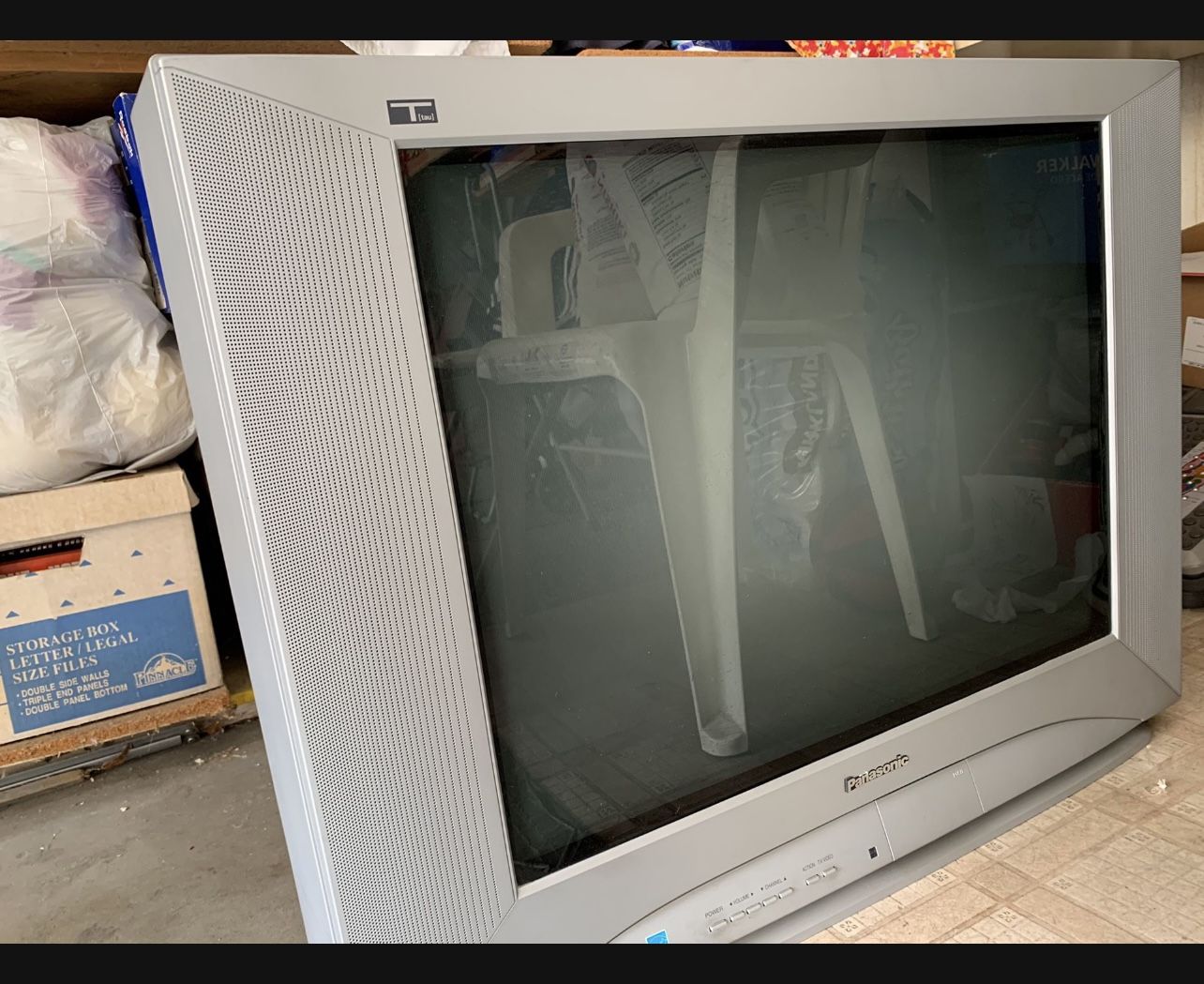 Panasonic CRT tv for retro gaming 30”width 22”height for Sale in Long ...