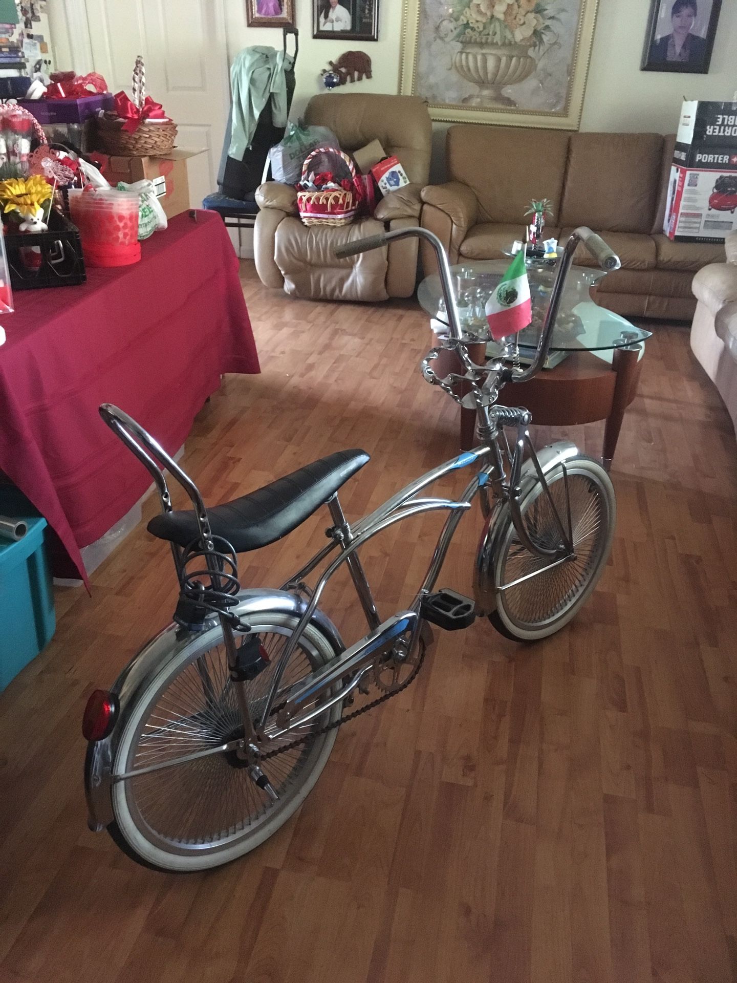 LOWRIDER 20 INCH BIKE for Sale in Miami, FL - OfferUp