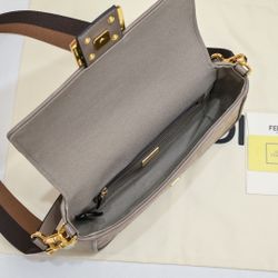 FENDI crossbody Bag for Sale in Laurel, MD - OfferUp