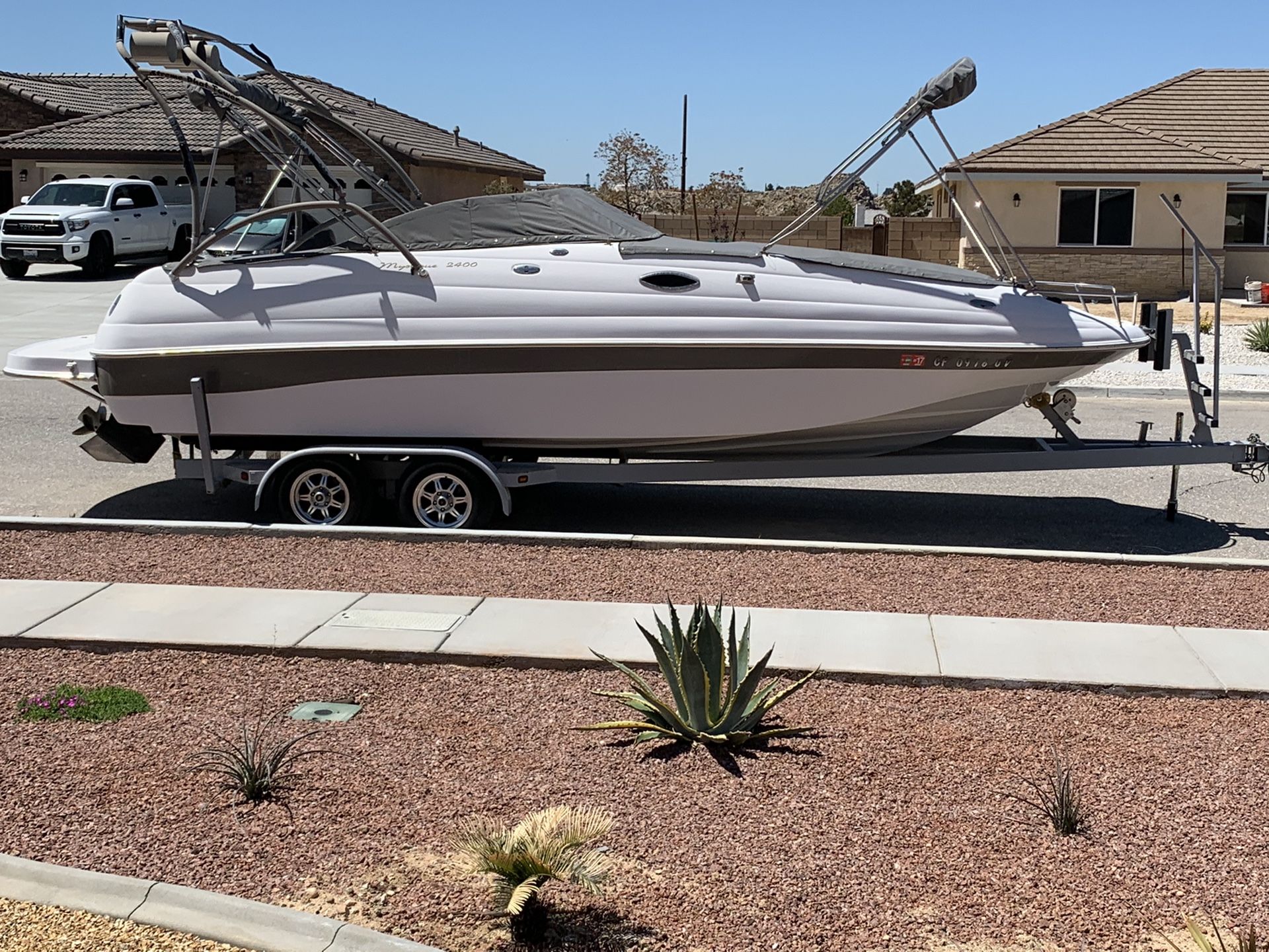 2003 Ebbtide 2400 Mystique deck boat/2003 Ziema dual axle trailer for ...