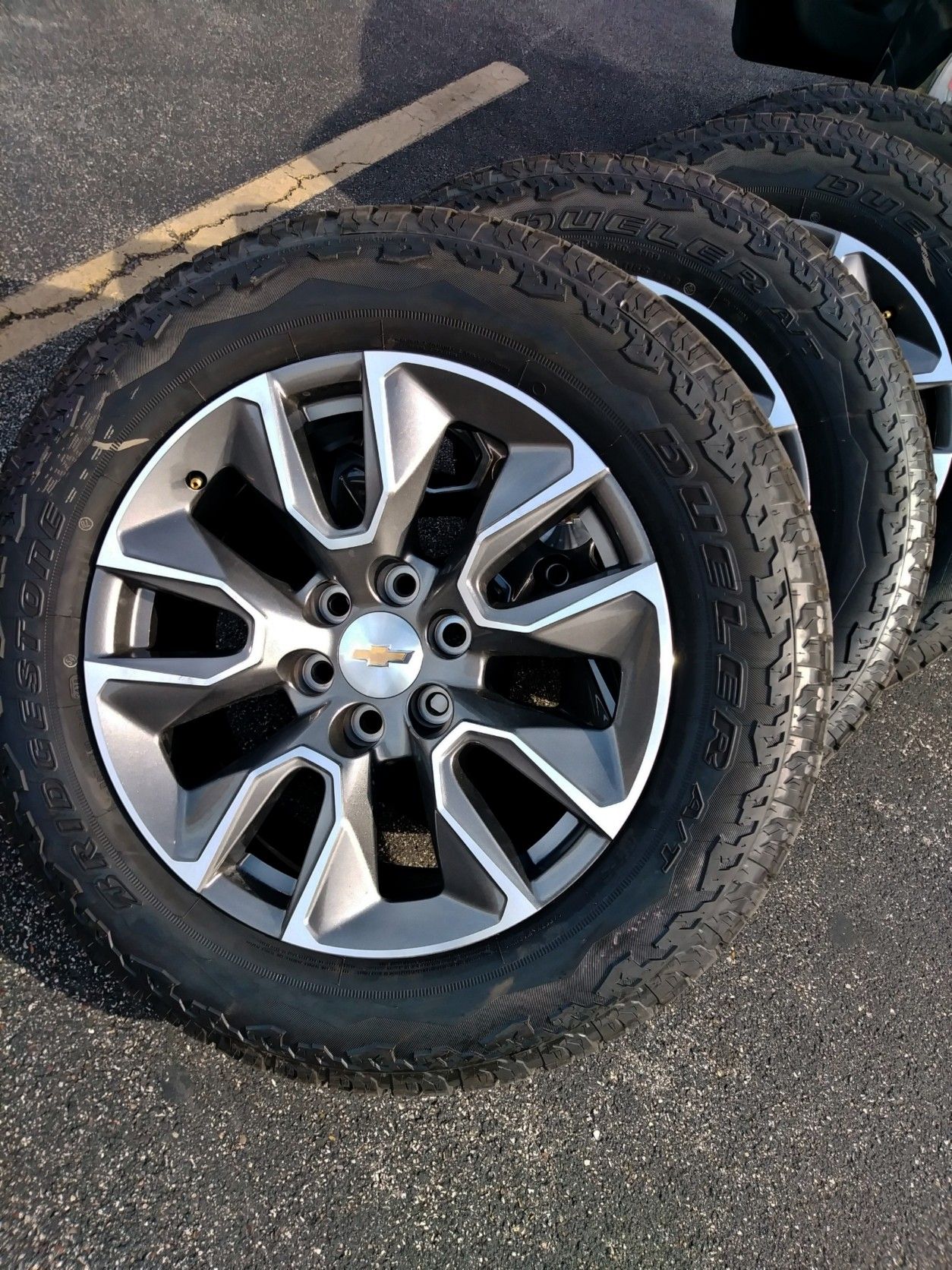 2020 CHEVY SILVERADO 1500 RIMS & BRAND NEW ALL-TERRAIN TIRES ____( 0 ...