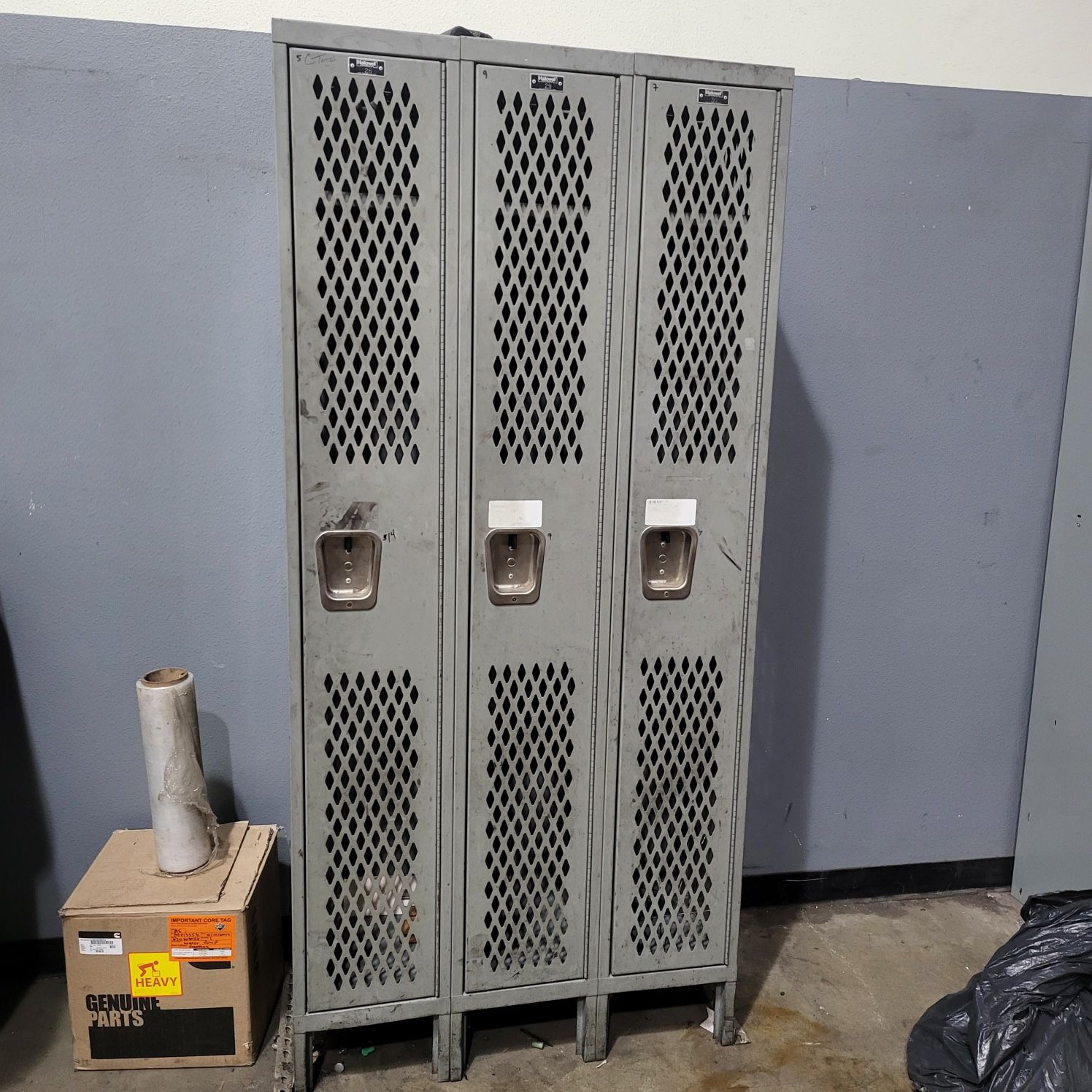 3 Section Locker for Sale in Fontana, CA - OfferUp
