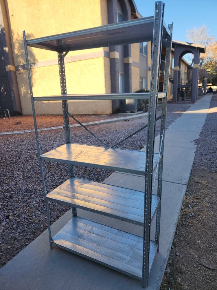 6ft Metal Rack 6ftx42x18" for Sale in Las Vegas, NV - OfferUp