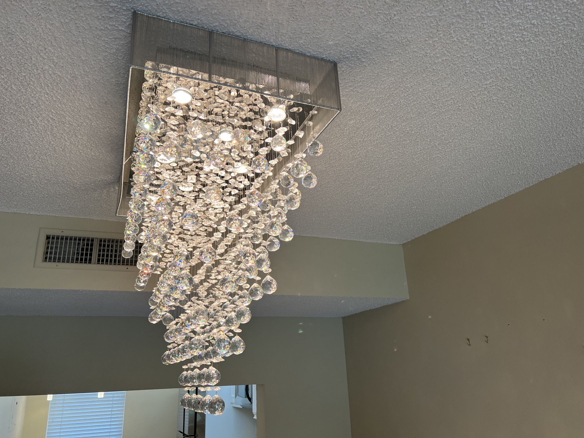 Swarovski Crystal Chandelier for Sale in Orlando, FL - OfferUp